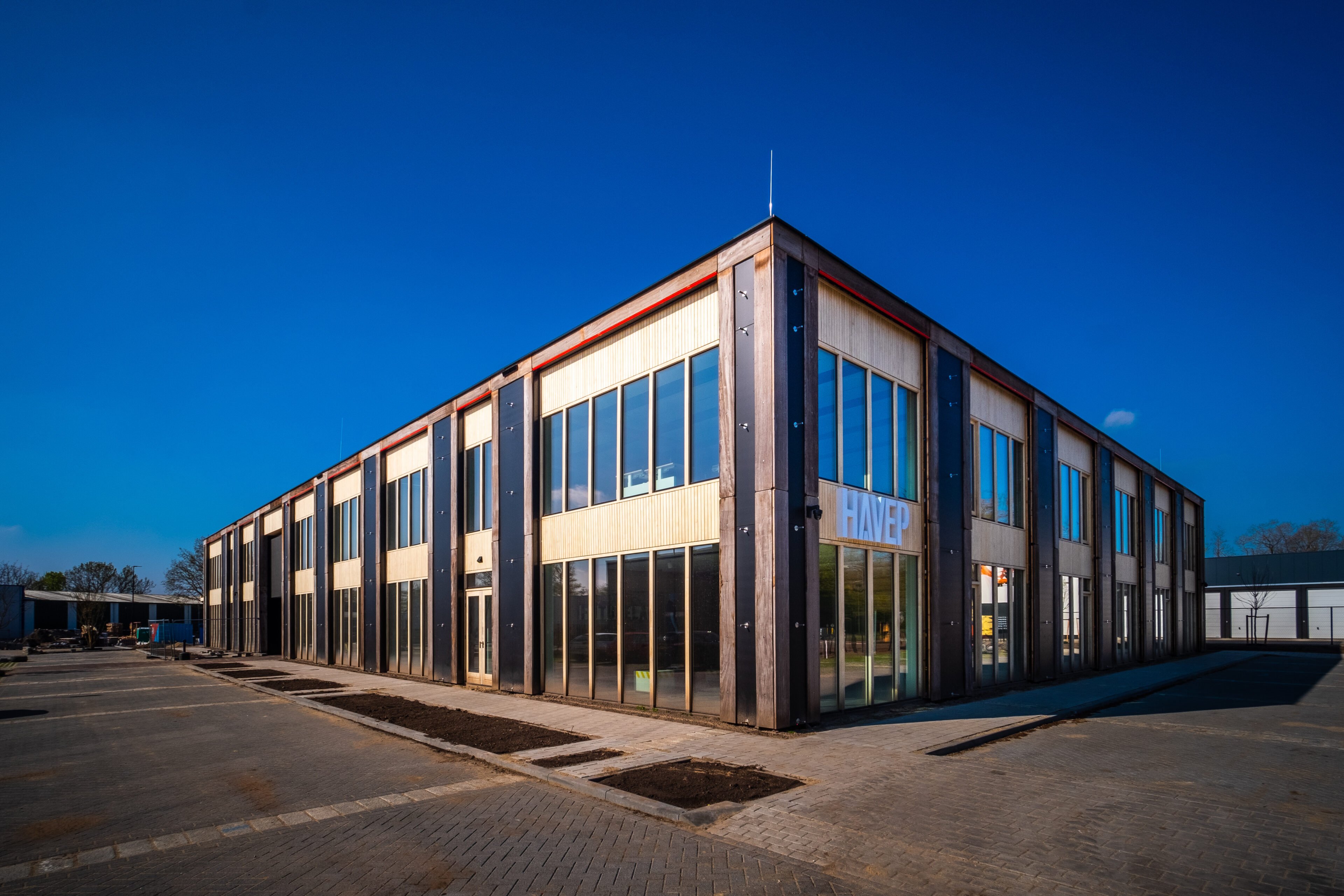 Nieuwbouw kantoor en warehouse HAVEP te Goirle - Adviesbureau Lüning